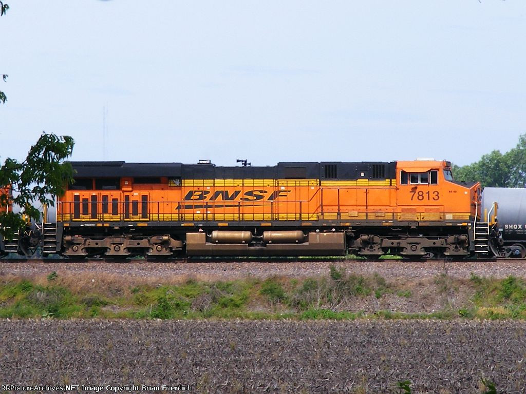 BNSF 7813